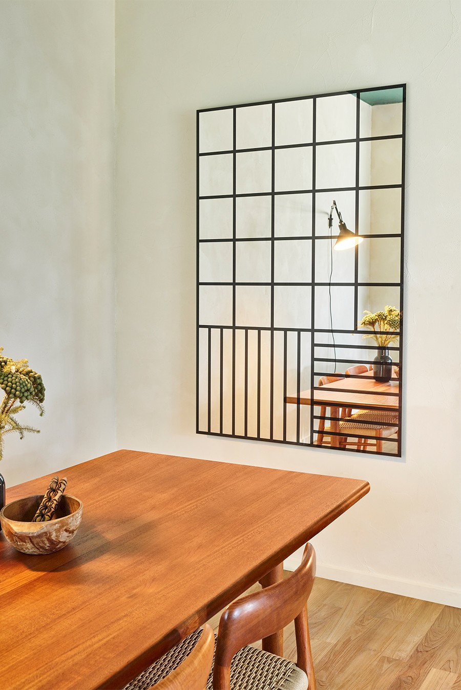 Grid Black - Deknudt Mirrors